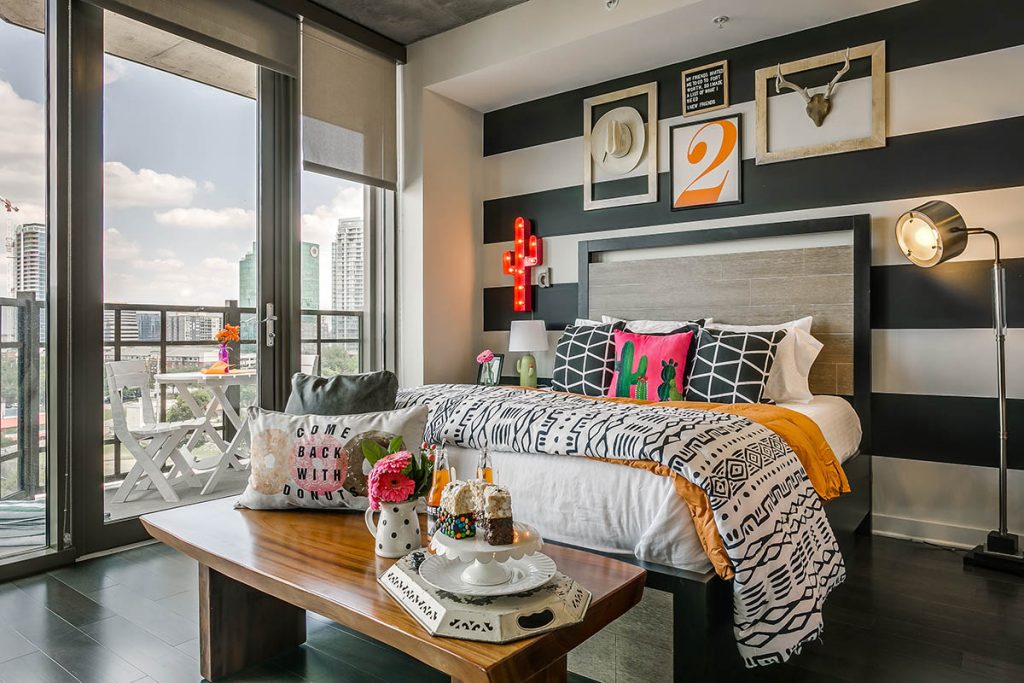 Simple Ideas for Fun -Dallas Staycation Ideas | Courtney Warren Home