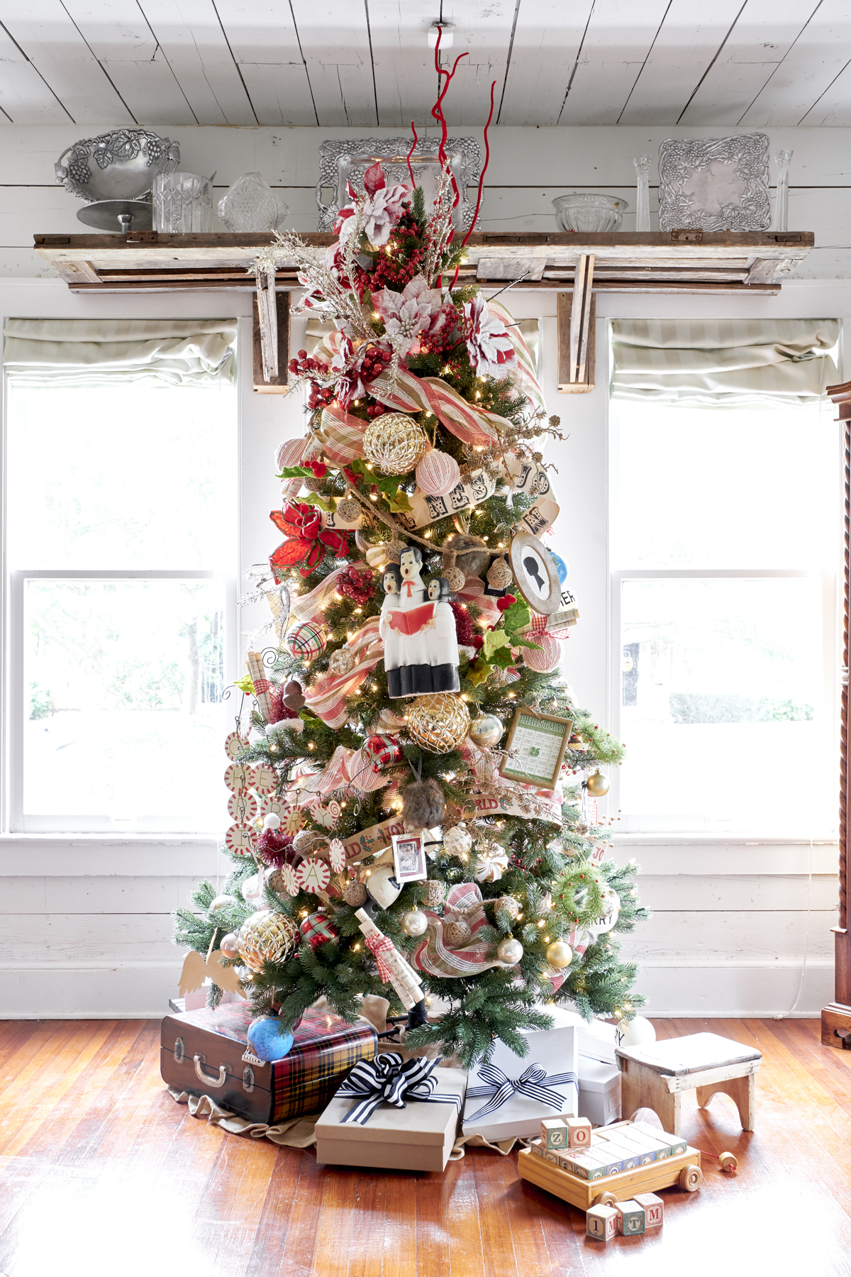 Four Adorable Alternatives to a Typical Christmas Tree Skirt | Courtney ...